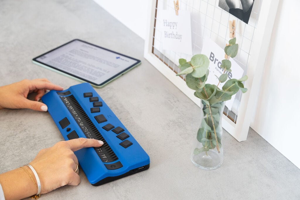 צג ברייל - Connect Braille » תשר אופטיקה געש